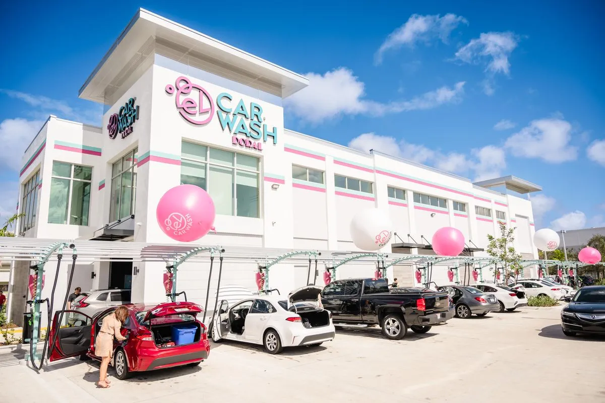 El Car Wash in Madison Heights | Unlimited Wash Memberships